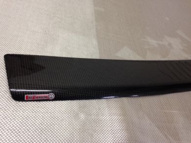 VW T5 Carbon Fibre 3/4 Width Wraparound Rear Bumper Protector – VW Carbon